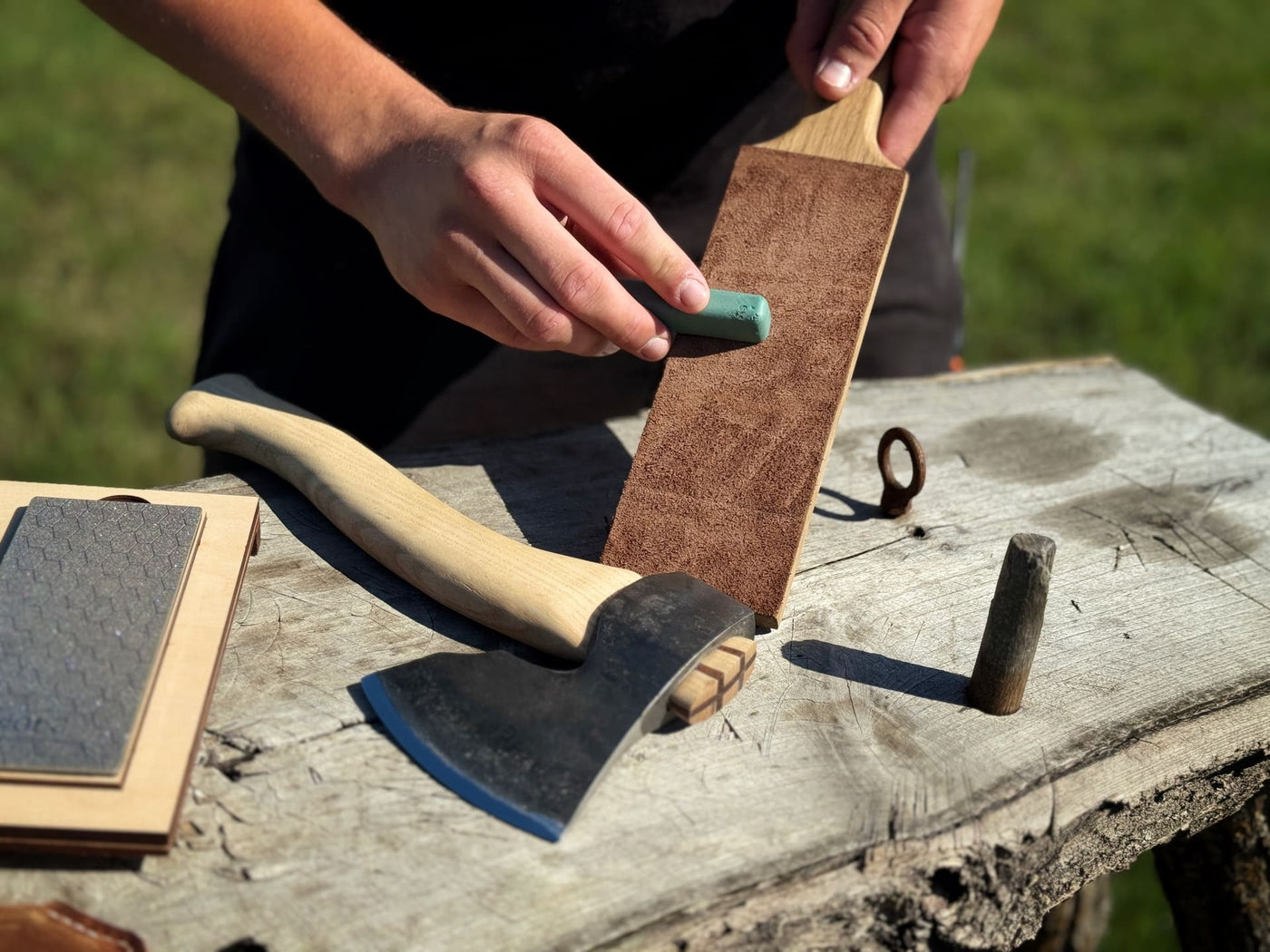 How to Sharpen an Axe, Hatchet or Maul – Sharky Forged Steel Tools