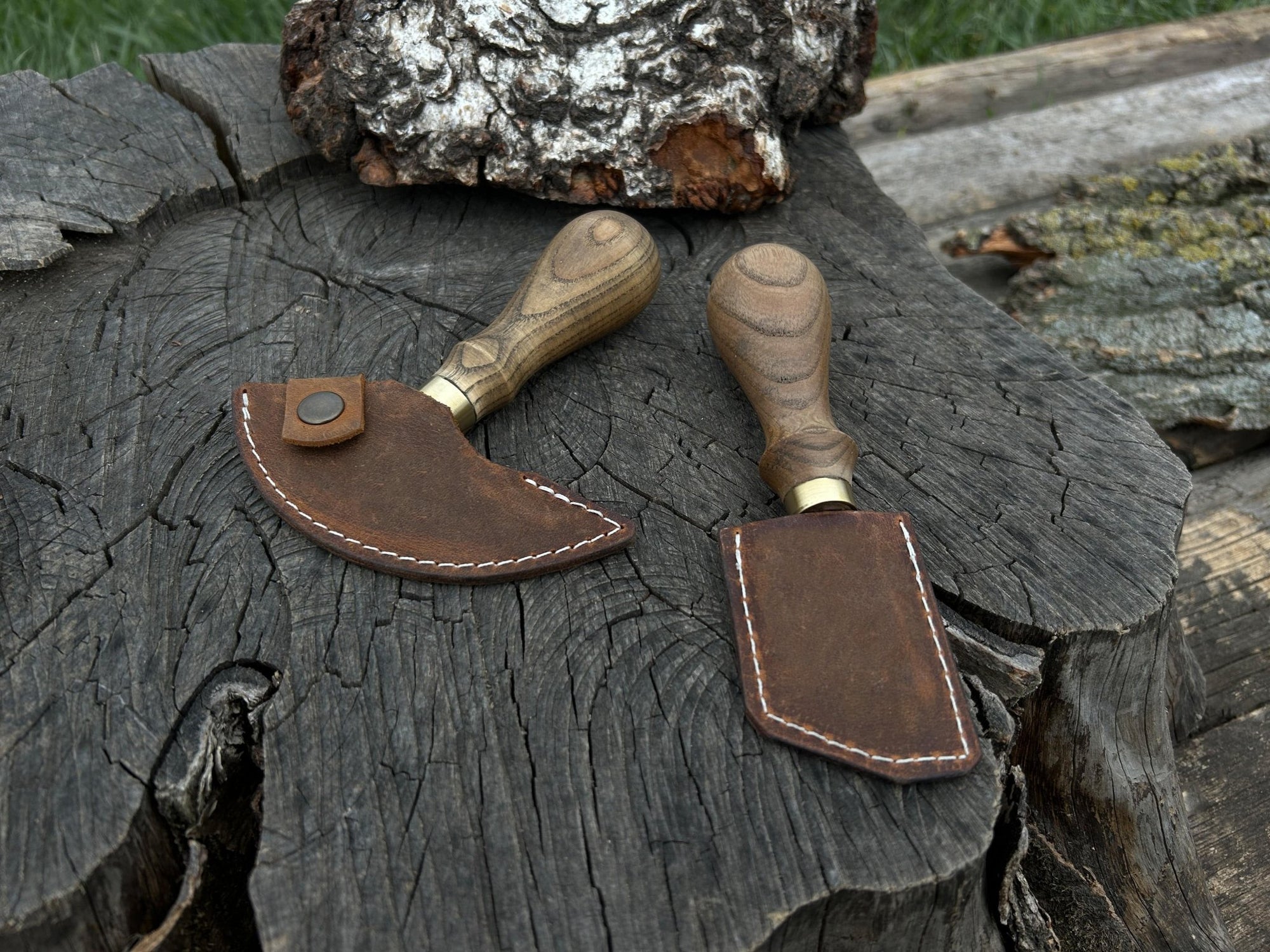 2-Piece Rounded and Angled Leather Knife Set - Sharky Forged Steel Tools
