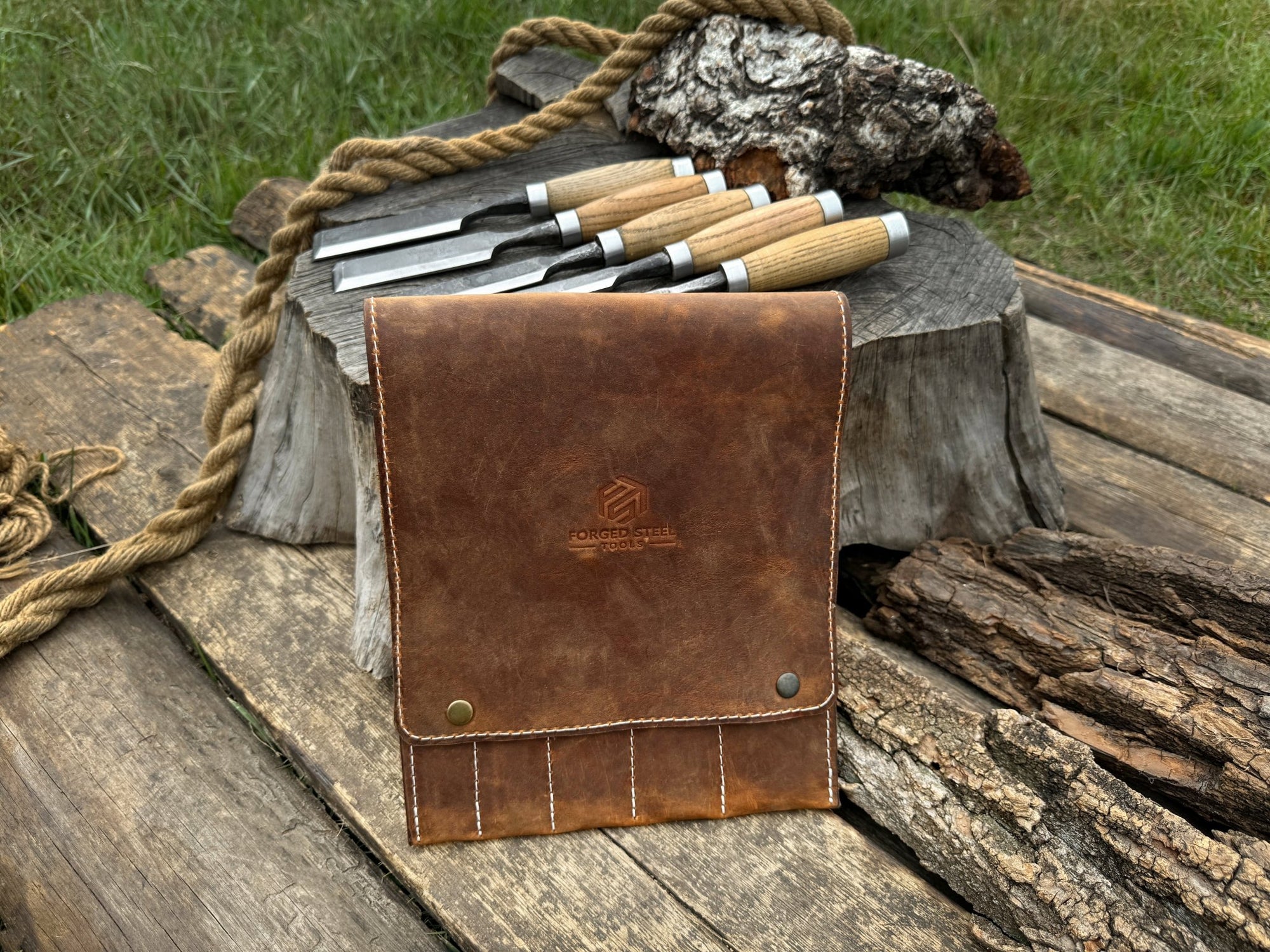 5-Piece Small Timber Framing Chisel Set with Leather Case - Sharky ...