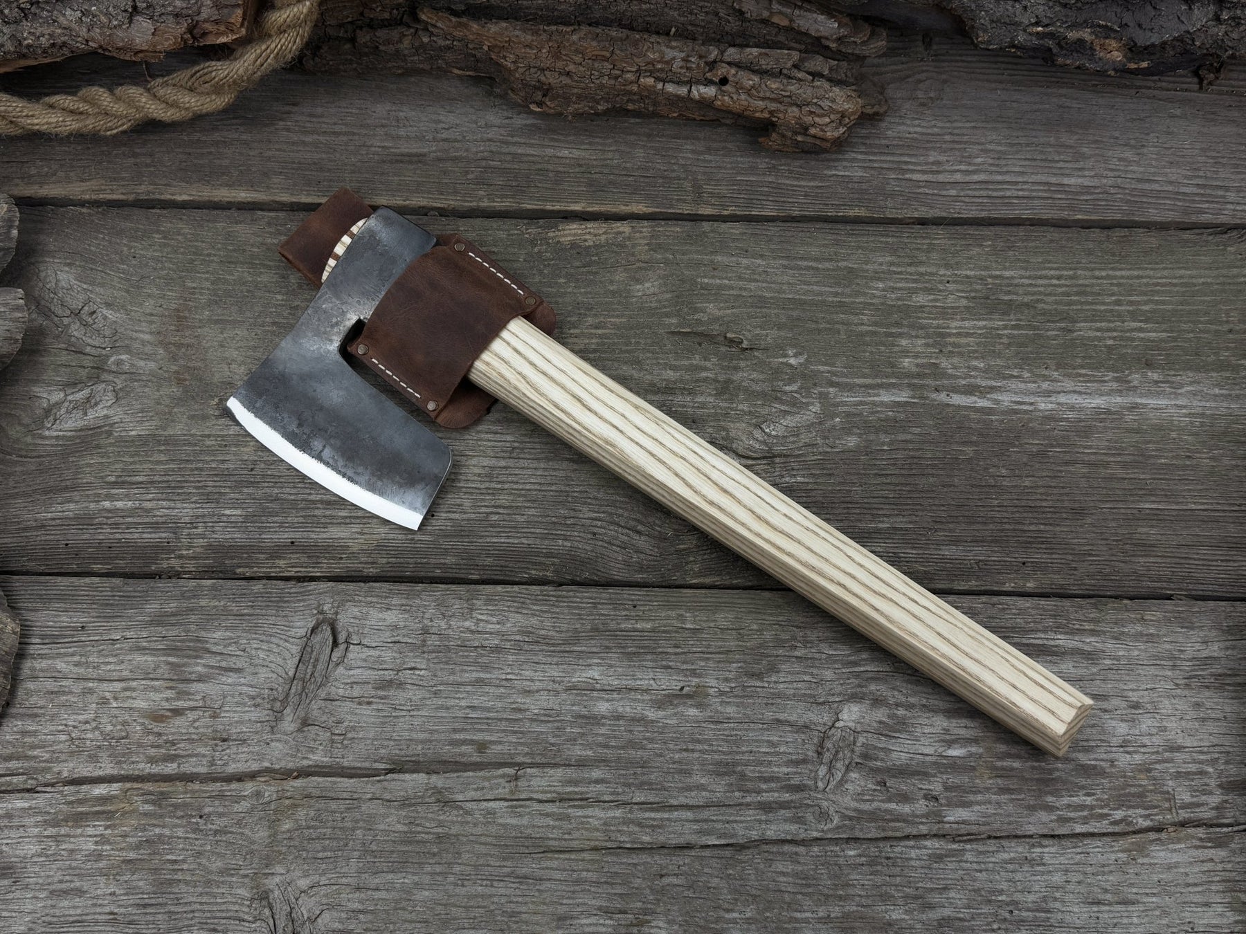 Hand-Forged Carpenter's Axe with Belt Loop, 0.84 kg (1.85 lb) - Sharky ...