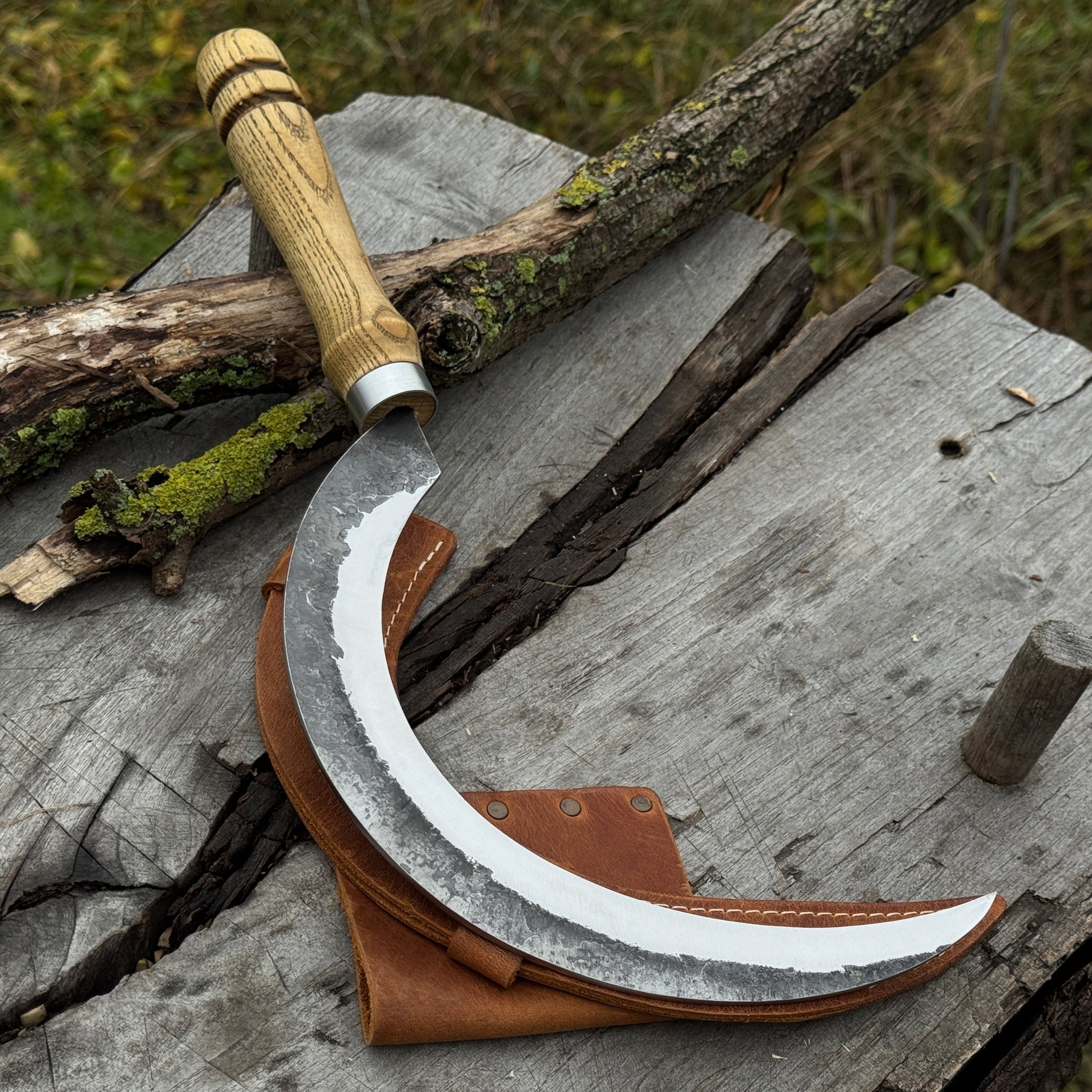 Hand-Forged Large Sickle, ⌀19 cm (7.5 inches) Blade, Leather Belt ...