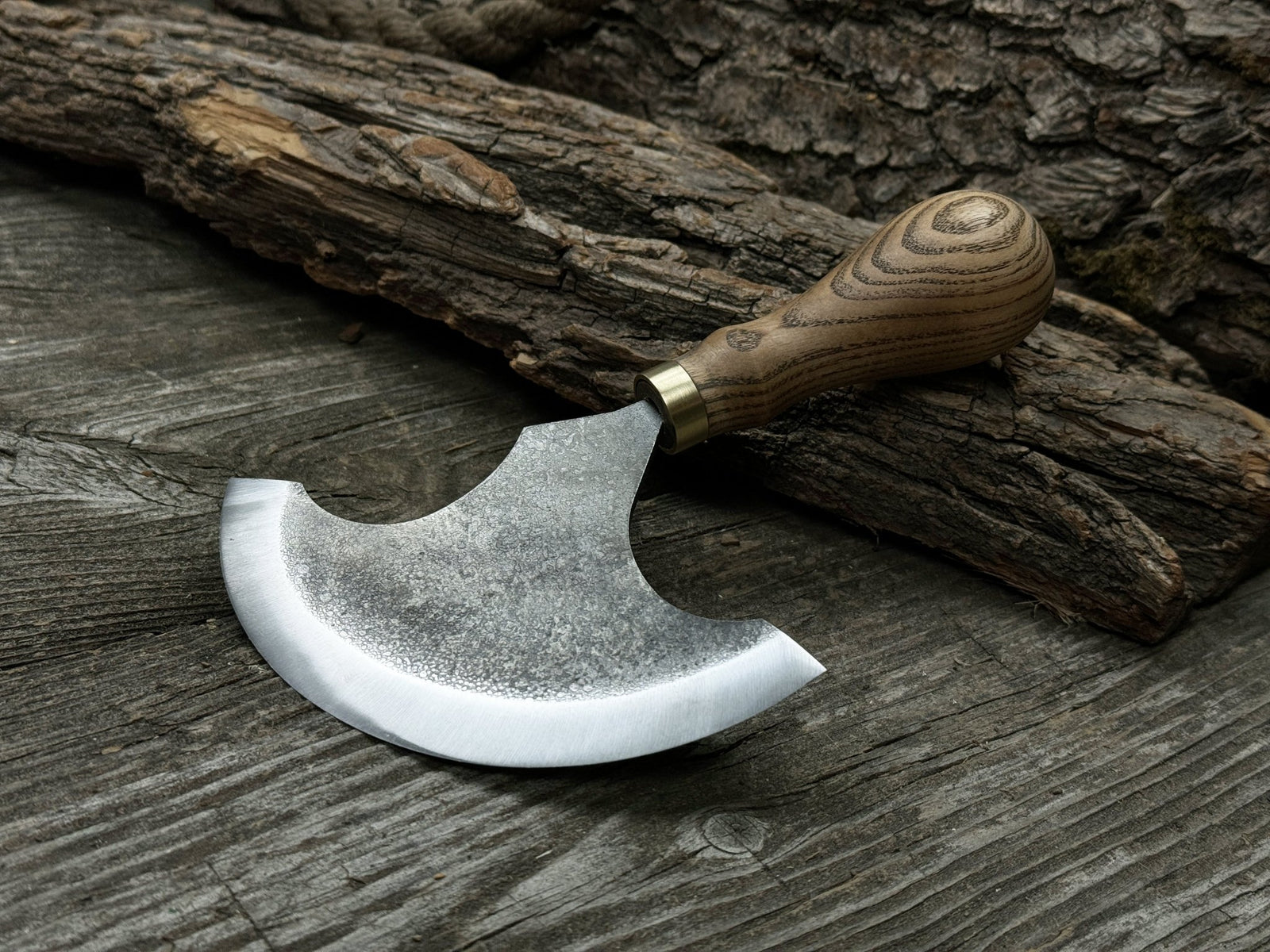 Large Leather Round Knife, 12.5 cm (4.9 inches) - Sharky Forged Steel Tools