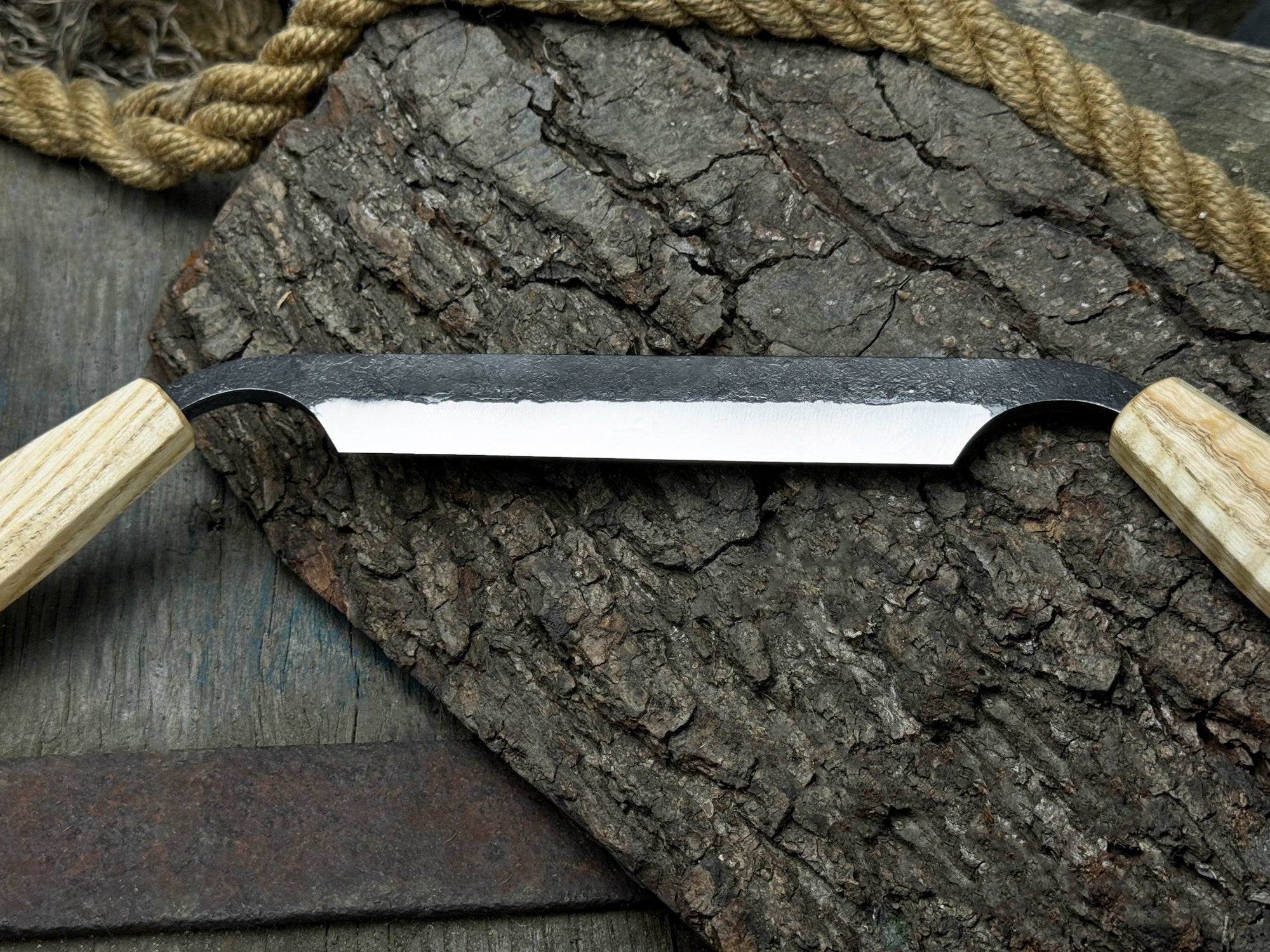 Small Straight Drawknife, 14.5 cm (5.7 inches) Cutting Edge - Sharky Forged Steel Tools